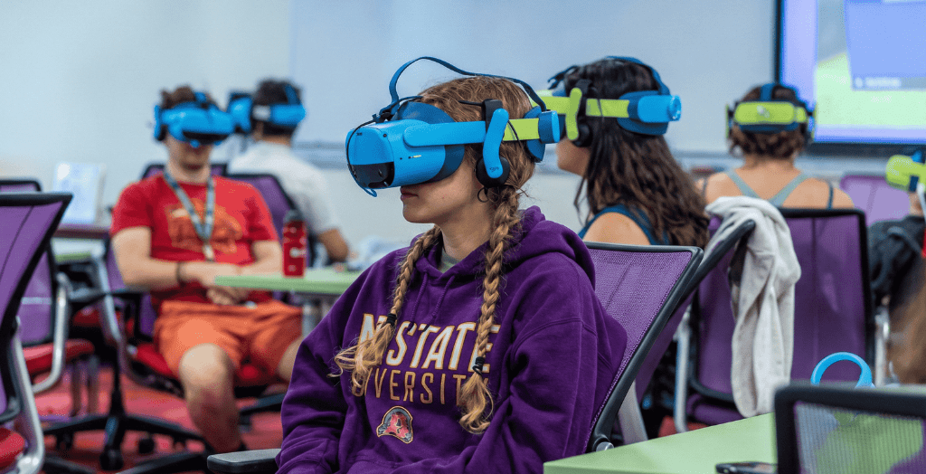 VR Learning Environment Tour | Virtual Campus, Classroom, Lab & Skill ...
